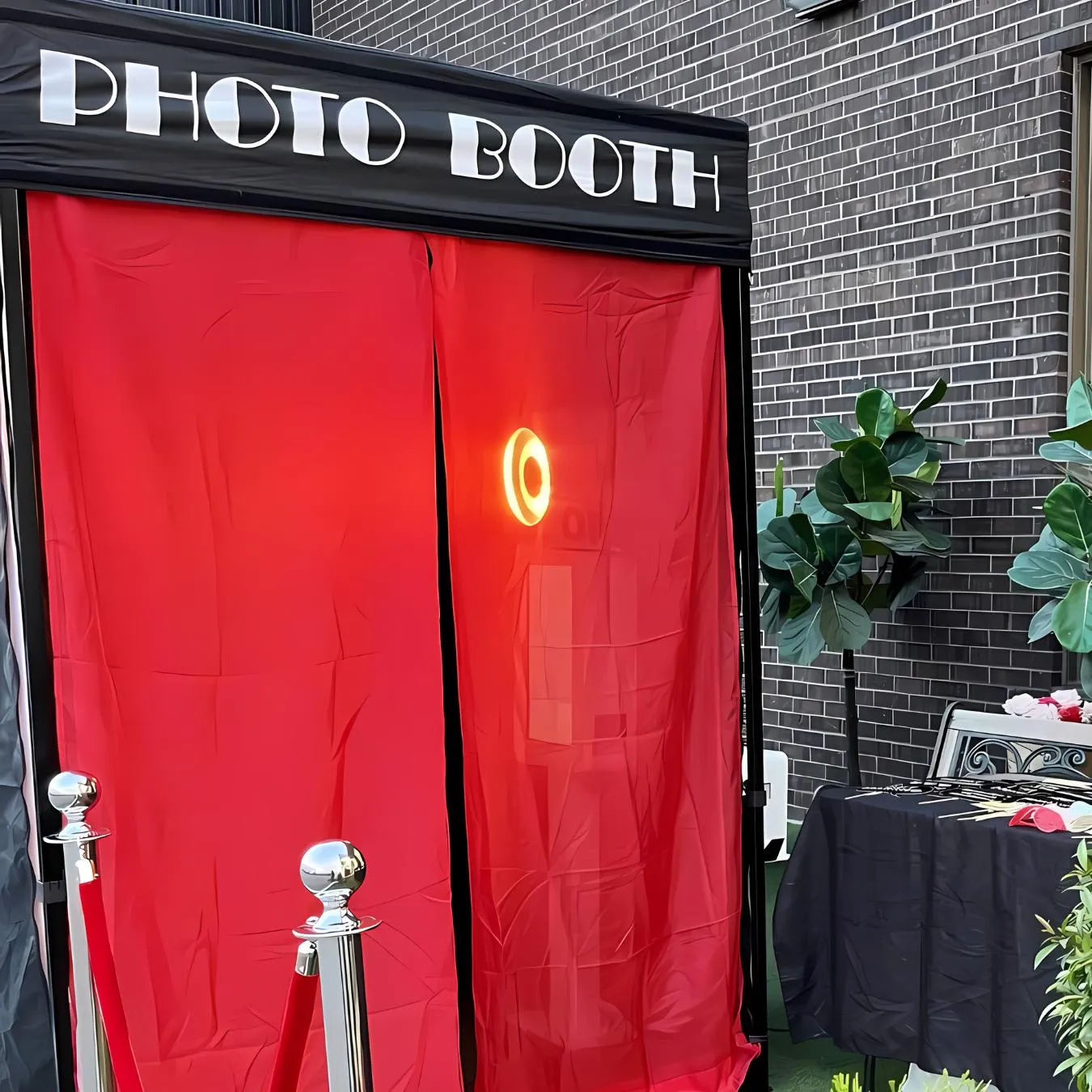 Private Enclosed Photo Booth | Allure Photobooth